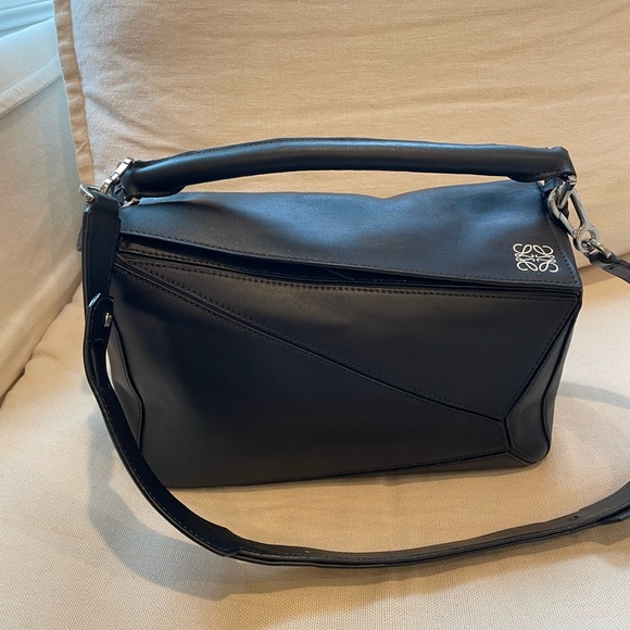 Loewe | Bags | Loewe Medium Black Leather Puzzle Bag | Poshmark